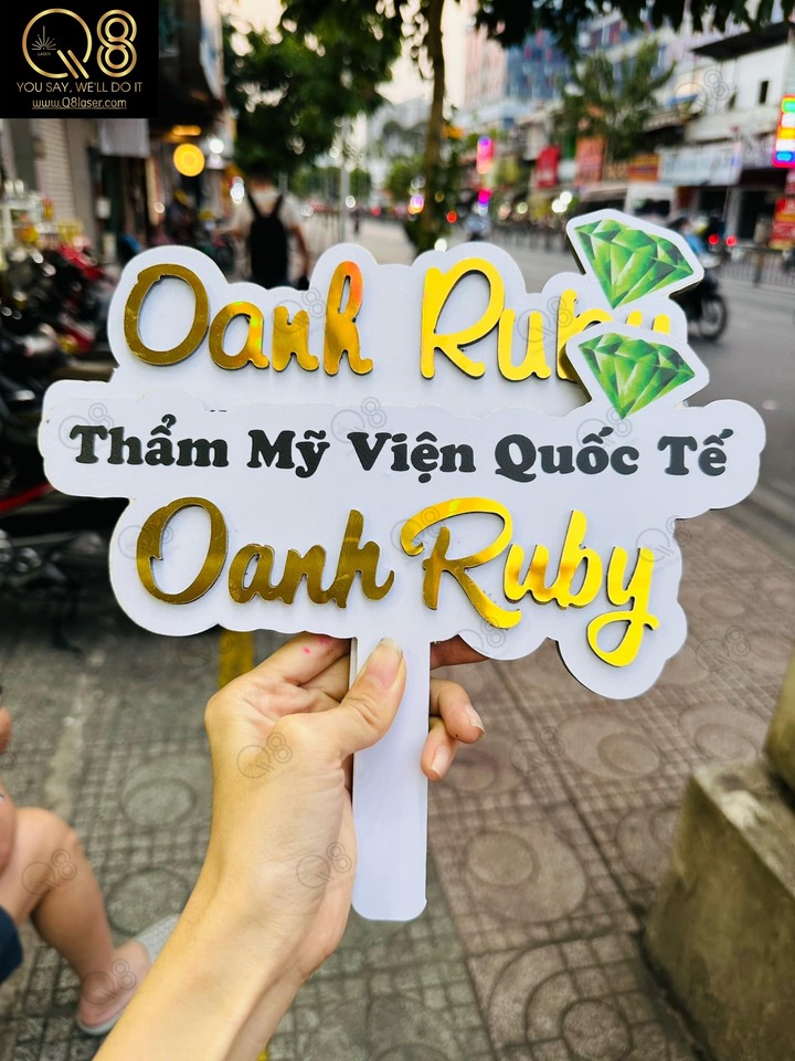 Hashtag cầm tay đẹp - ấn tượng | Alo Bình Tân Laser